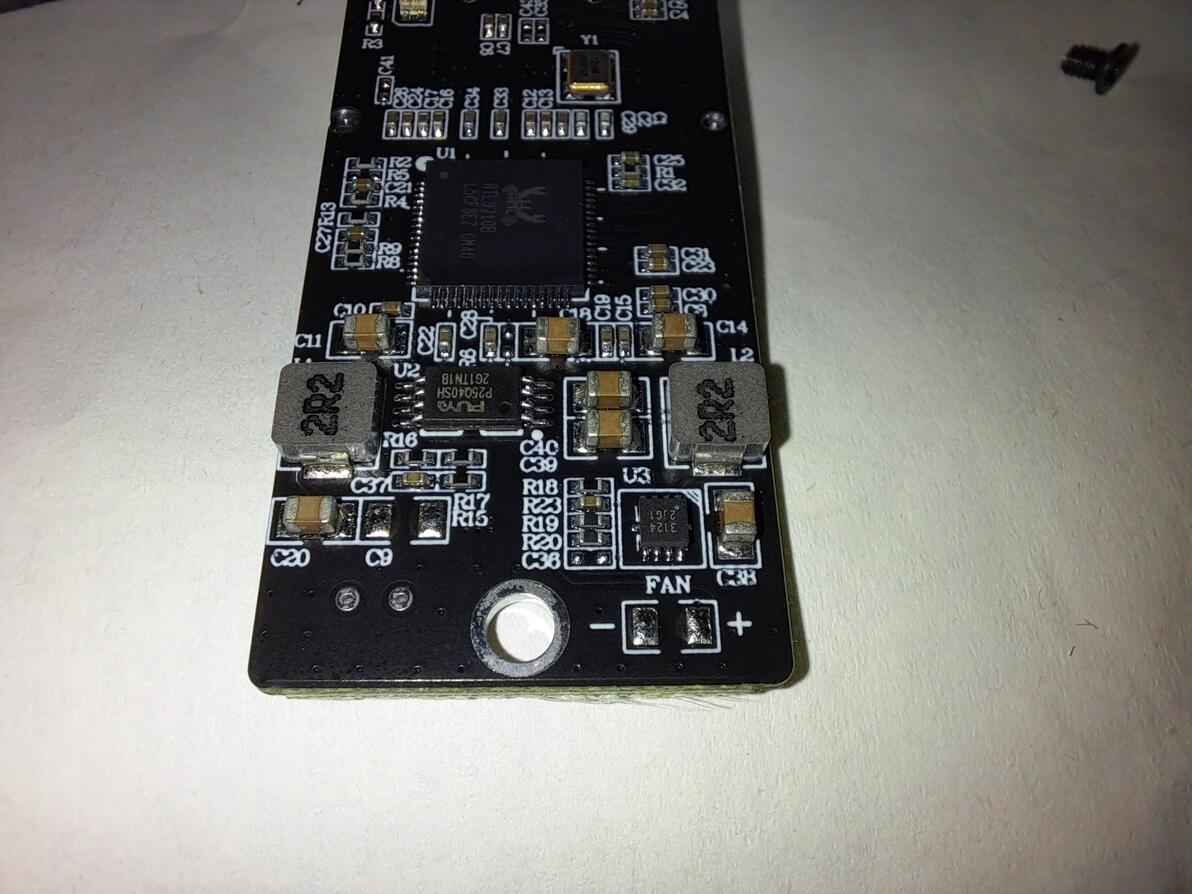 ITGZ M.2双协议硬盘盒 RTL9210B简评及测速对比 - 哔哩哔哩