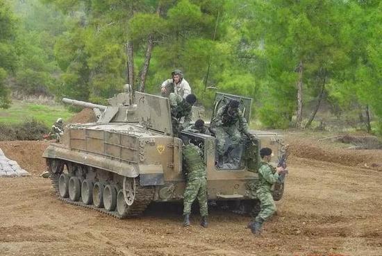 BMP3的继承者:中国04A步兵战车 - 哔哩哔哩