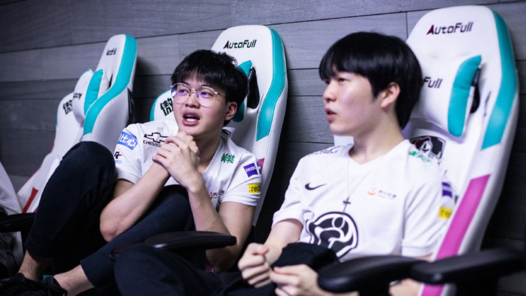 听进去劝了！IG与LGD交锋前，队长Rookie调整训练方向 - 哔哩哔哩