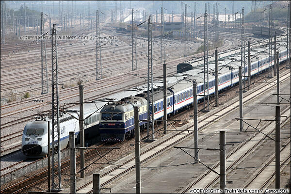 【科普】广深之箭-中国铁道部｜株洲电力机车厂｜长春客车厂｜蓝箭（DJJ1）号动车组 - 哔哩哔哩