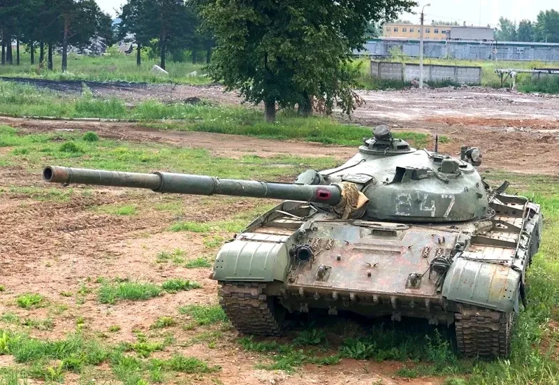 浅析早期T-72坦克防护性能：从T-72到T-72AV - 哔哩哔哩