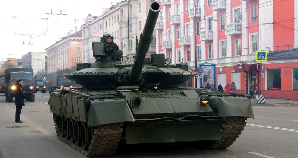 模型与实车欣赏系列——俄罗斯t80Bv主战坦克 - 哔哩哔哩