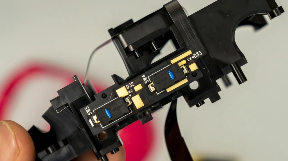 老熟人的“新面孔”——罗技 GPW 3 详细拆解评测 - 哔哩哔哩