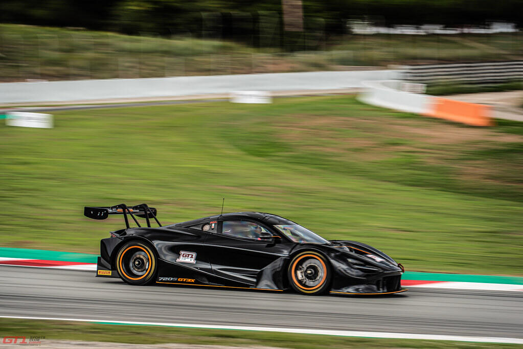 GT1 SPORT CLUB图鉴解析——赛道日艺术品盛会 - 哔哩哔哩