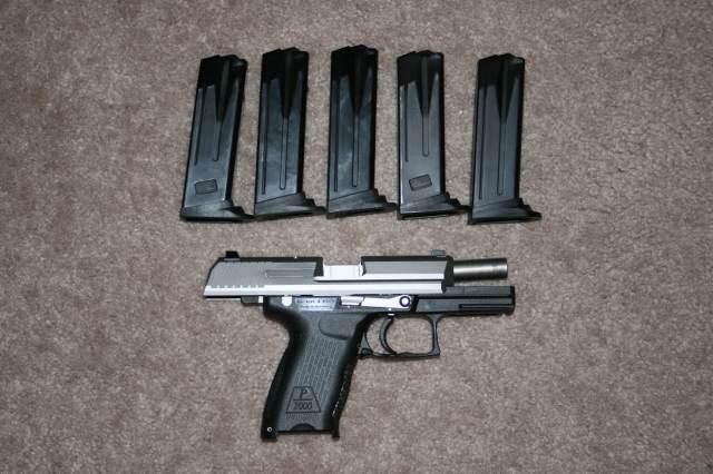 CSGO武器科普（一） P2000 手枪 - 哔哩哔哩