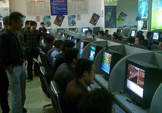 从网瘾少年到游戏巨头，创建hao123、4399，他是如何做到的？ - 哔哩哔哩