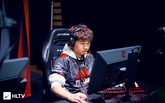 【职业选手专访】前TYLOO突破手DD：很怀念和老队友们在一起的时光 - 哔哩哔哩