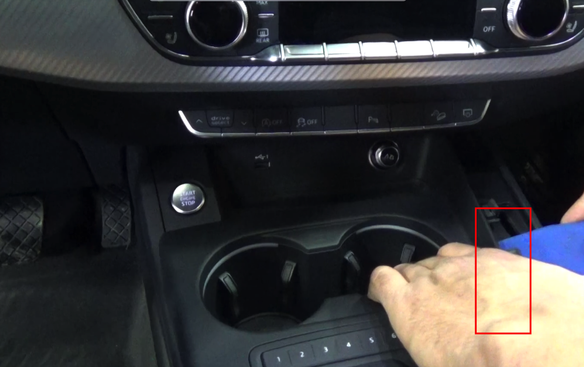 绝对硬货奥迪A4L(B9)中控MMI拆解教程 - 哔哩哔哩