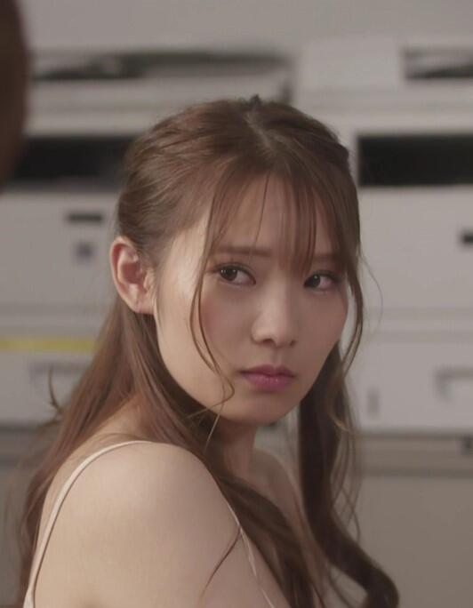 每天分享一个美女——早野詩（はやのうた） - 哔哩哔哩