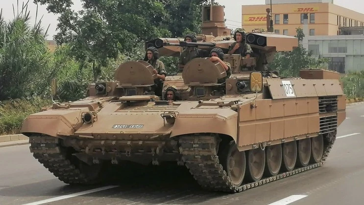 苏俄火力支援车发展史(下)——BMPT 终结者 - 哔哩哔哩