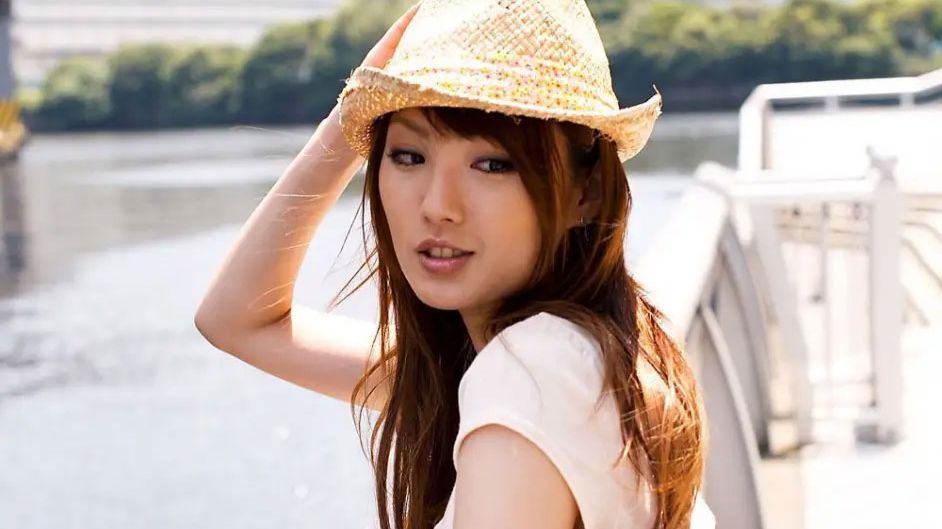 天海翼/天海つばさ/Amami Tsubasa个人资料简介及作品写真图片! - 哔哩哔哩