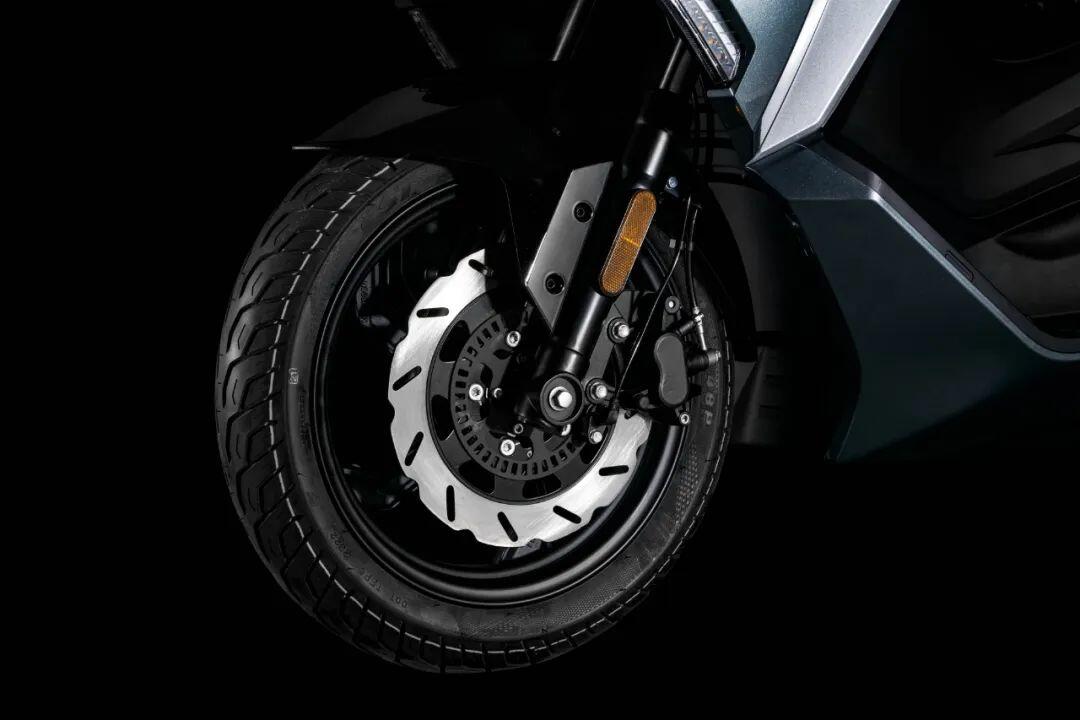 15580元起，赛科龙RT1领衔三箭齐发 - 哔哩哔哩