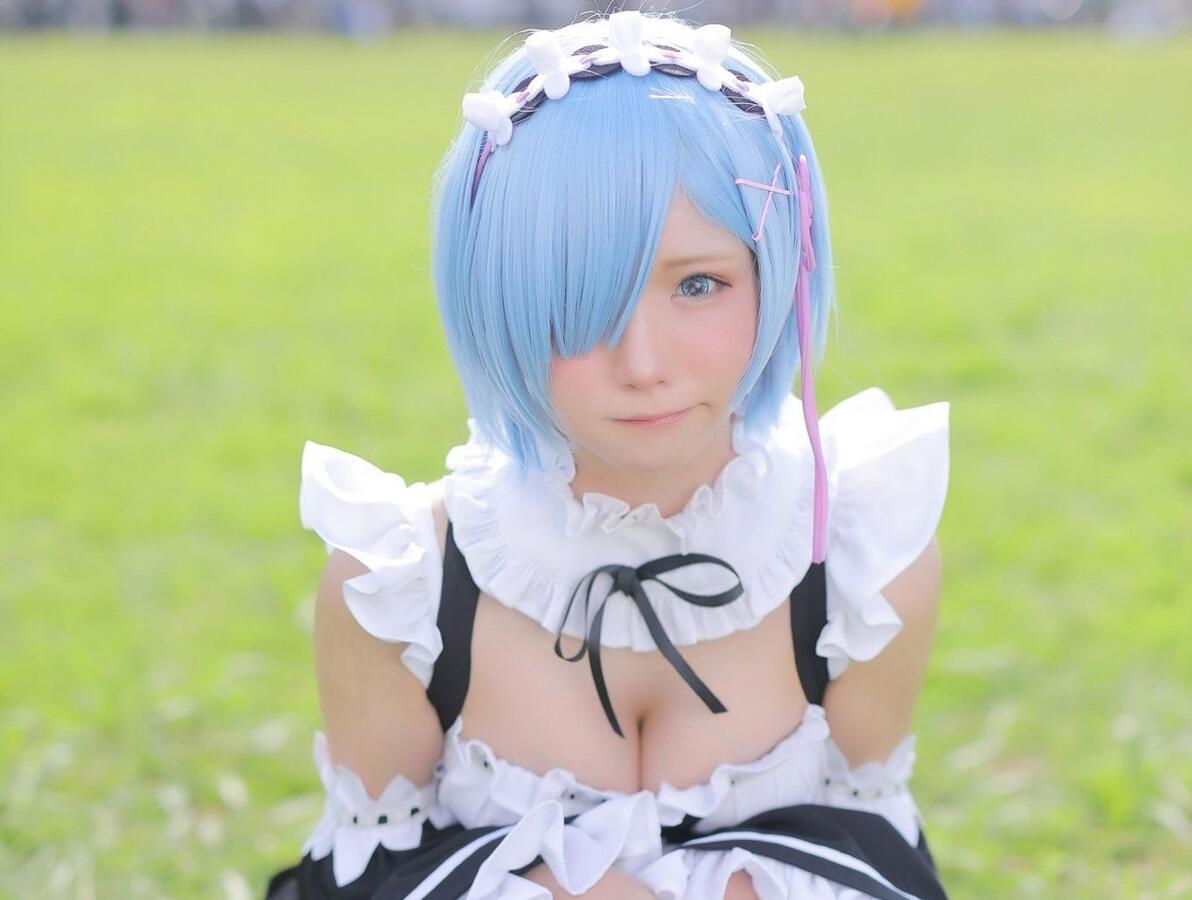 COSPLAY | 日本C96 美少女coser enako蕾姆COS图集，这也太nice了吧！ - 哔哩哔哩