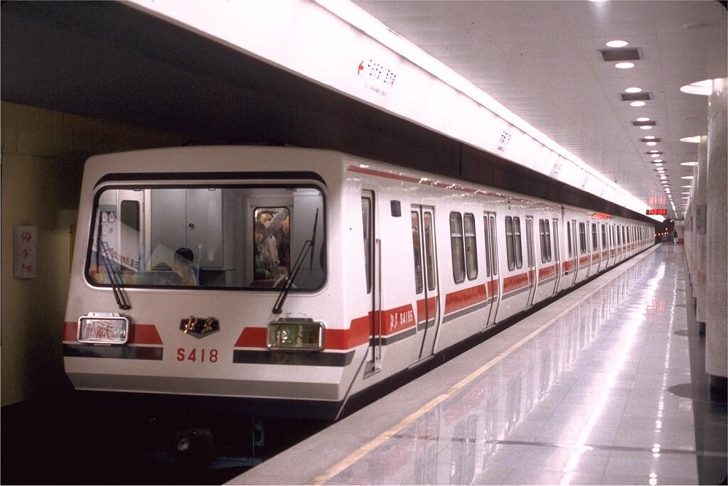 【北京地铁】DKZ4G的养成 - 哔哩哔哩