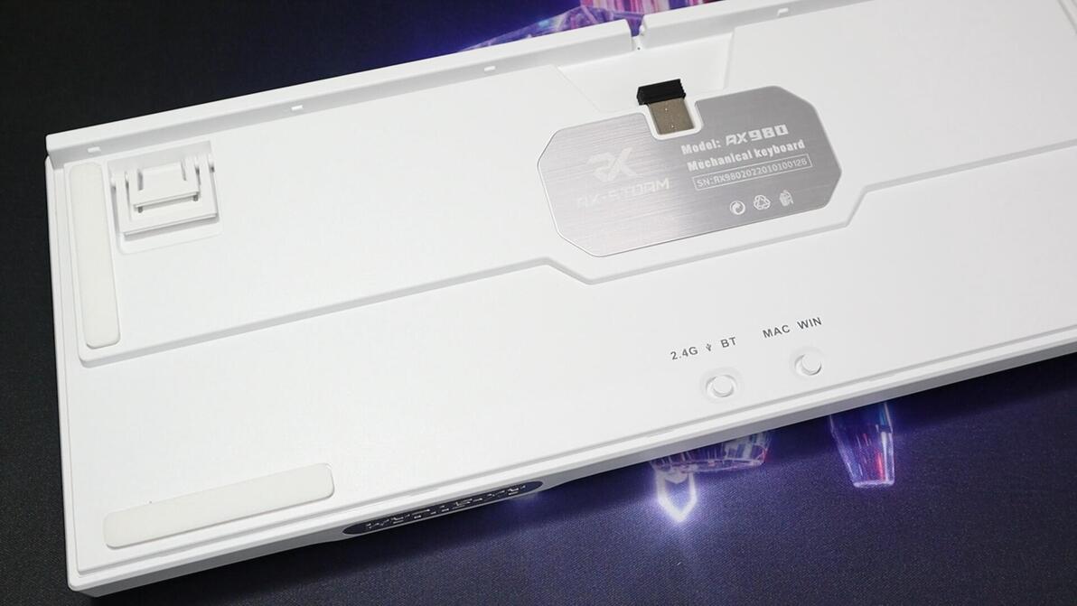 它可能是500-600价位最舒服的98键盘？RX980【键入佳境】 - 哔哩哔哩