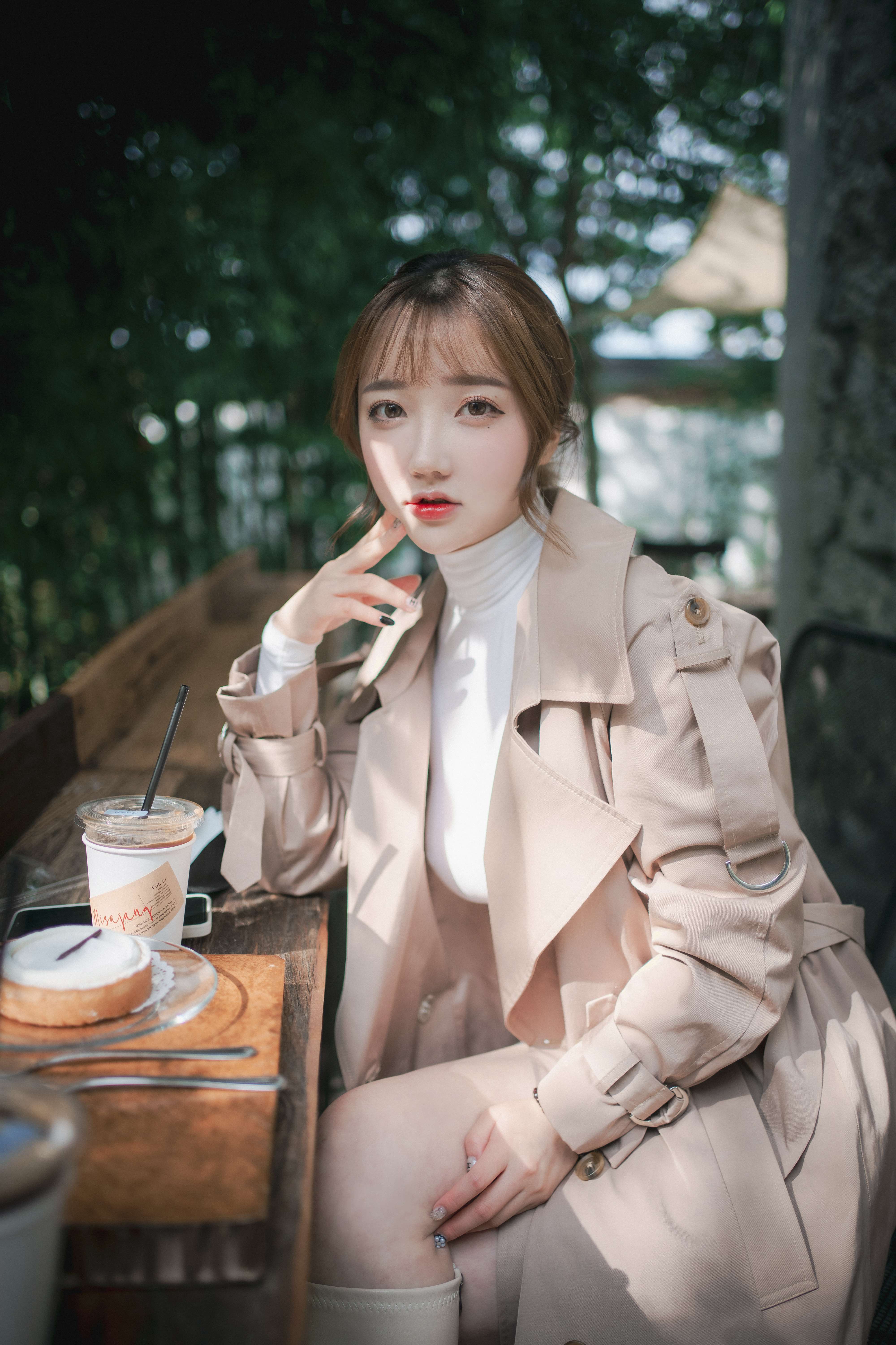 【写真】DJAWA Photo - Son Ye-Eun - A Snap of Intimacy - 哔哩哔哩