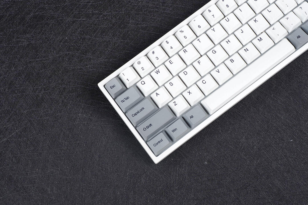 KEYDOUS NJ68机械键盘拆解评测 - 重新起航 - 哔哩哔哩