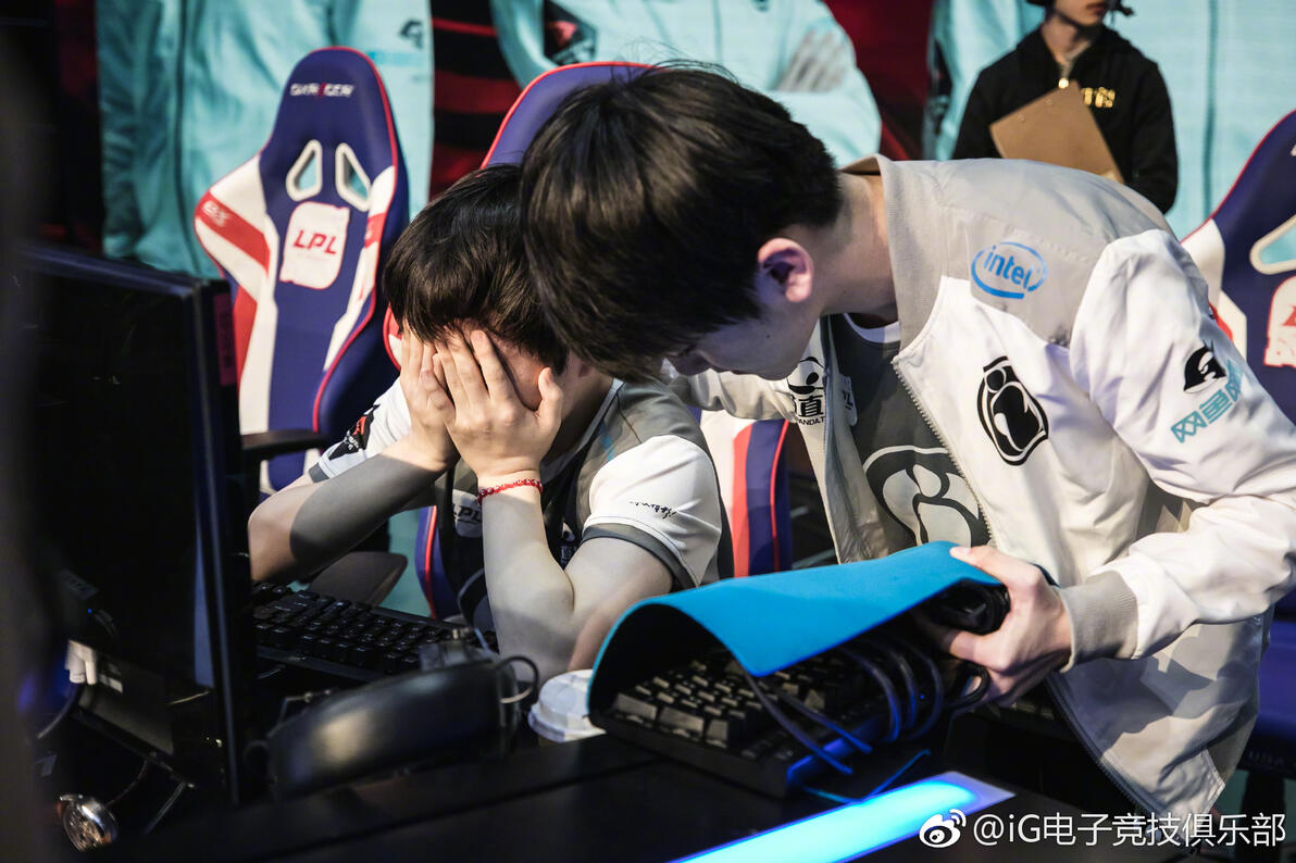 i我所爱，登峰造G！S8全球总冠军Invictus Gaming赛季回顾 - 哔哩哔哩