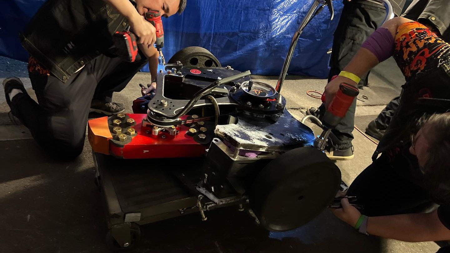 Battlebots第7届世界锦标赛 第4集 赛后分析总结 - 哔哩哔哩