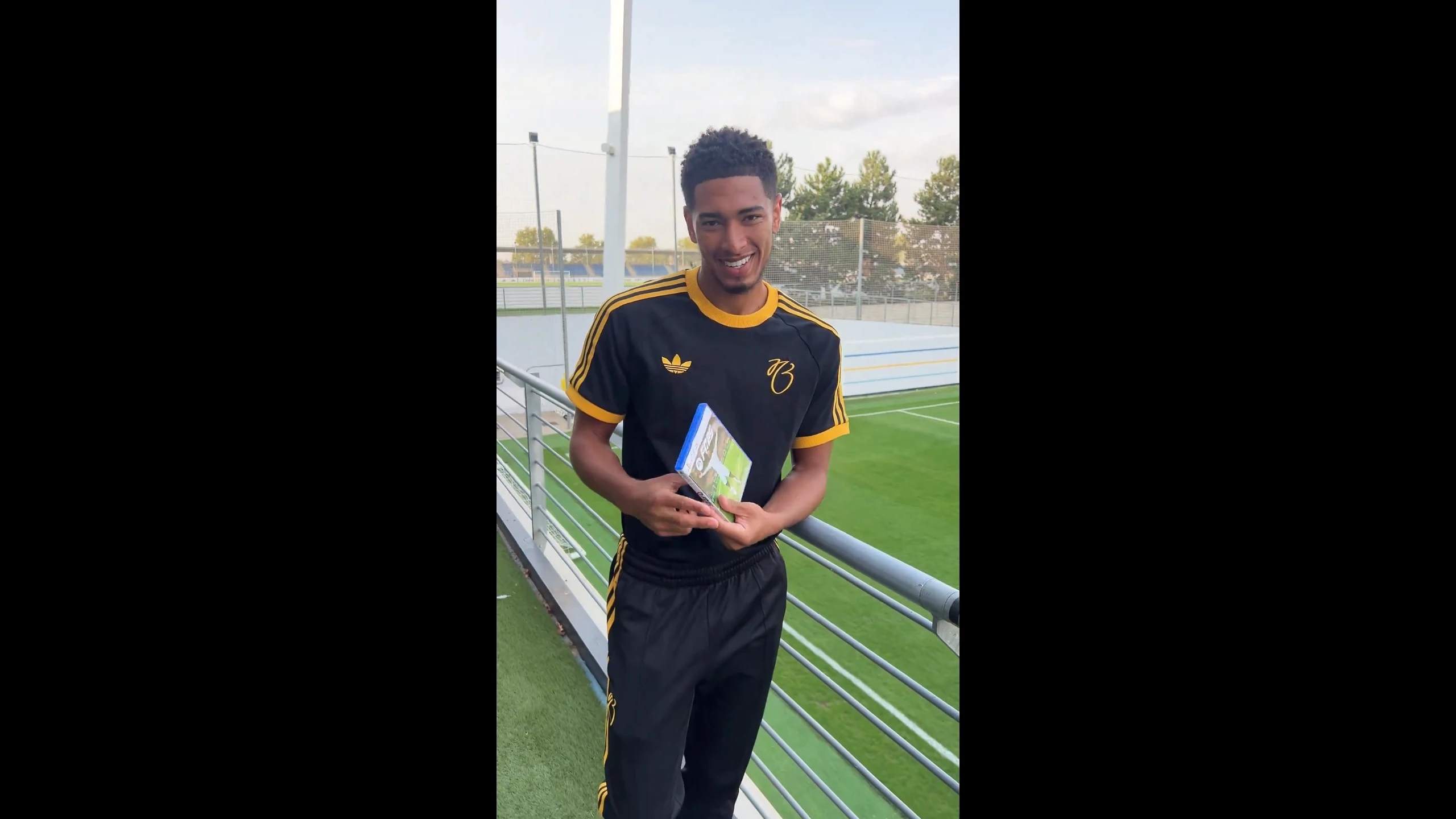 【FC25】看窗UT每日资讯文字版001：主机端终极版现已开服，PC端终极版中文12点！ - 哔哩哔哩