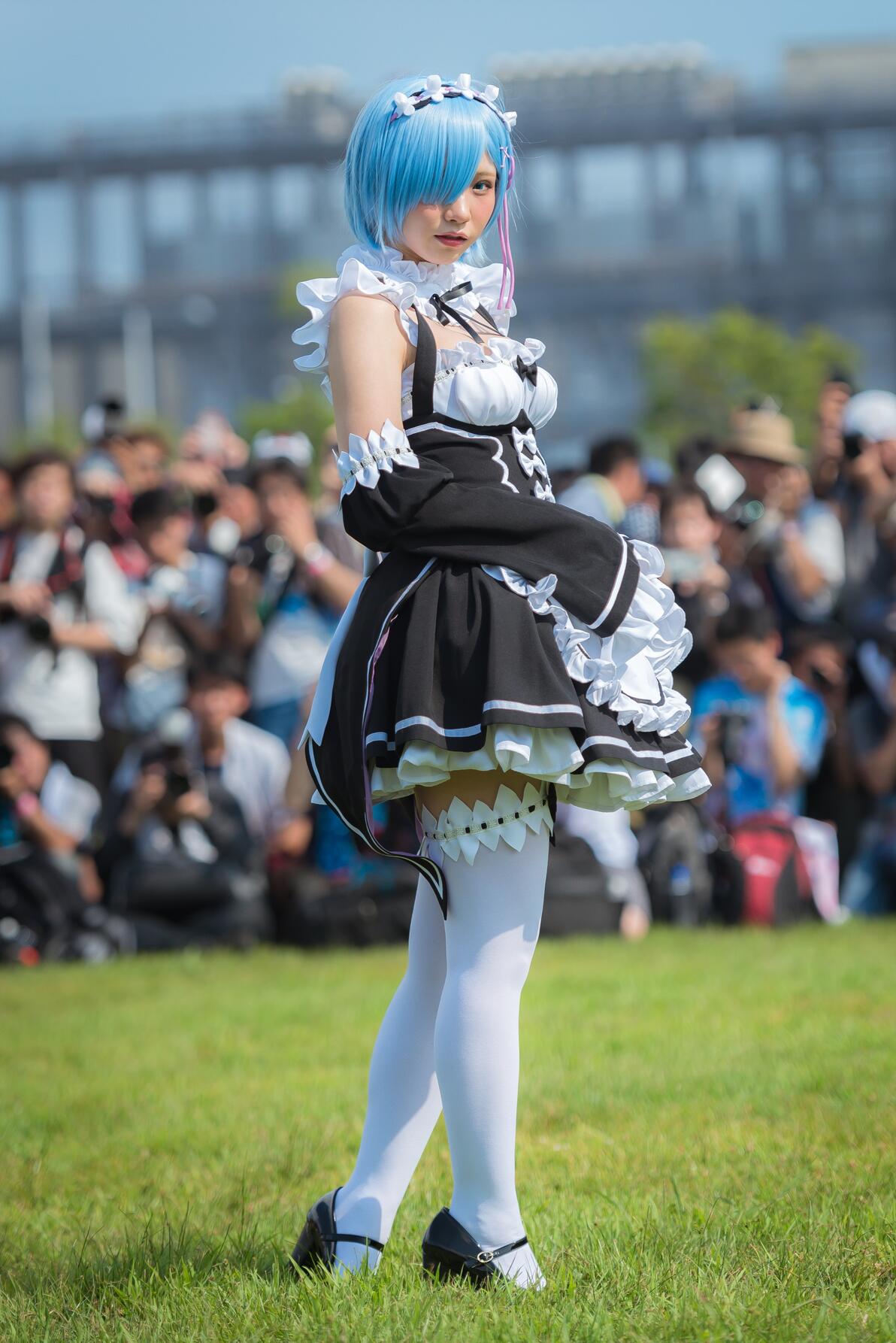 COSPLAY | 日本C96 美少女coser enako蕾姆COS图集，这也太nice了吧！ - 哔哩哔哩