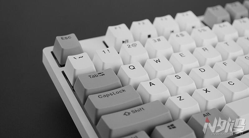 杜伽DURGOD K310 K320机械键盘拆解评测 - 哔哩哔哩