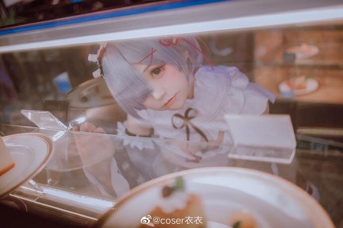 COS | Re:从零开始的异世界生活-蕾姆：萌妹大眼蓝发，令人无法自拔 - 哔哩哔哩