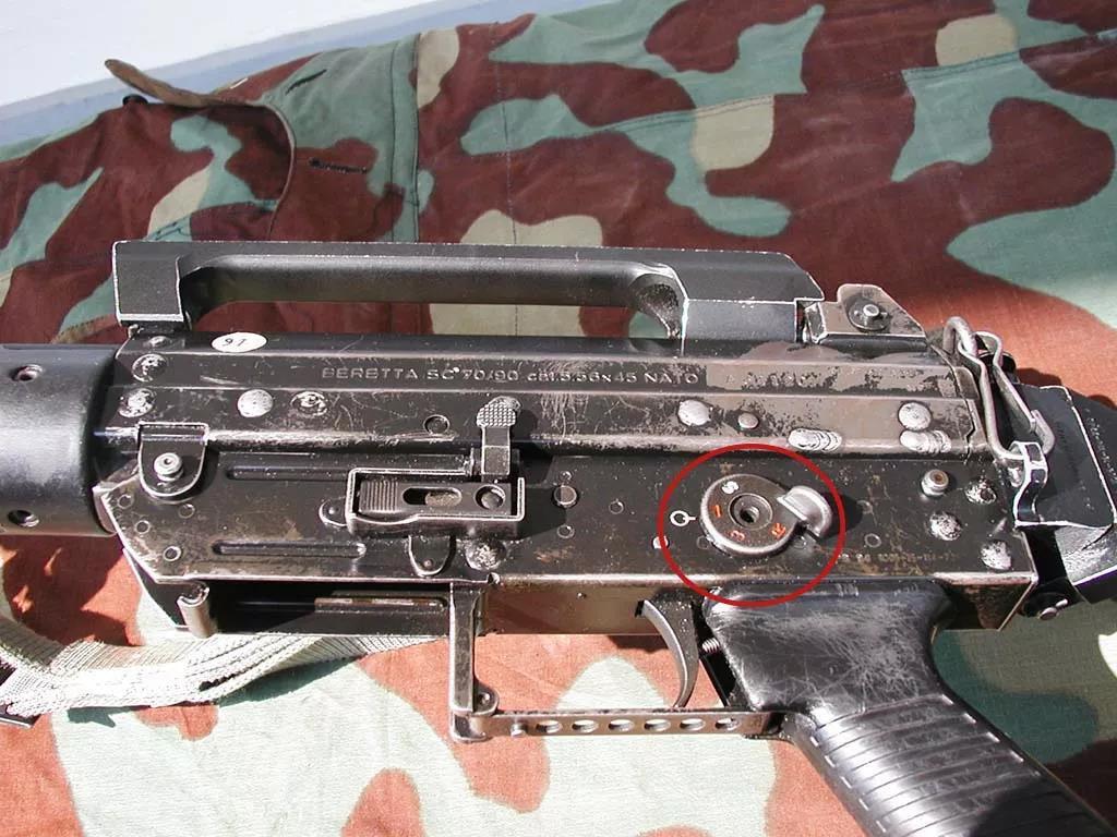 意大利用的什么制式步枪？AR70｜轻武专栏 - 哔哩哔哩