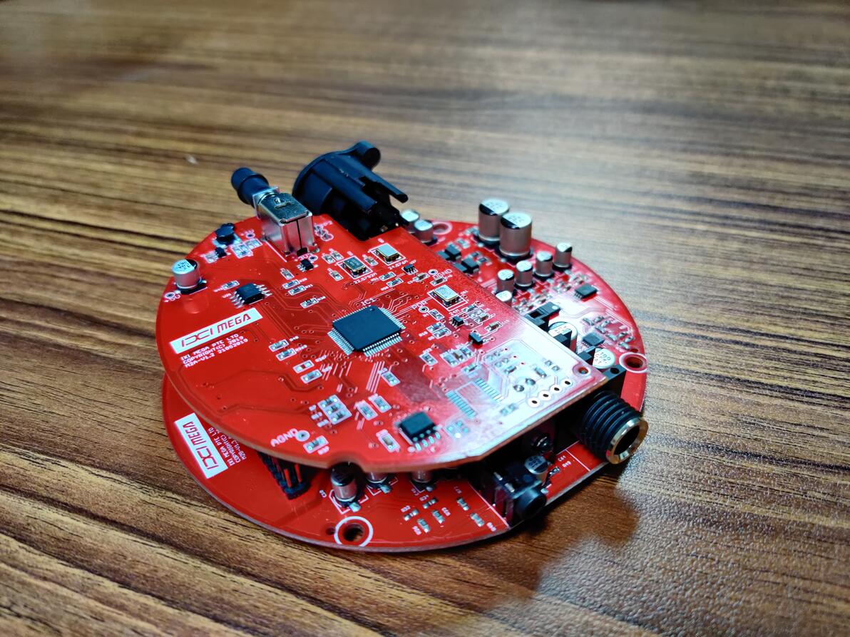 IXI MEGA M2，集成专业级话放和耳放的录音-直播声卡（音频接口）就算裸了也找不到缺点 - 哔哩哔哩