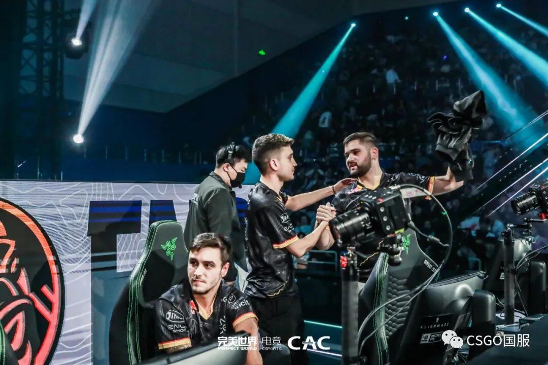 FaZe Clan勇夺CAC 2023冠军！大表哥、责任神完成个人卫冕 - 哔哩哔哩