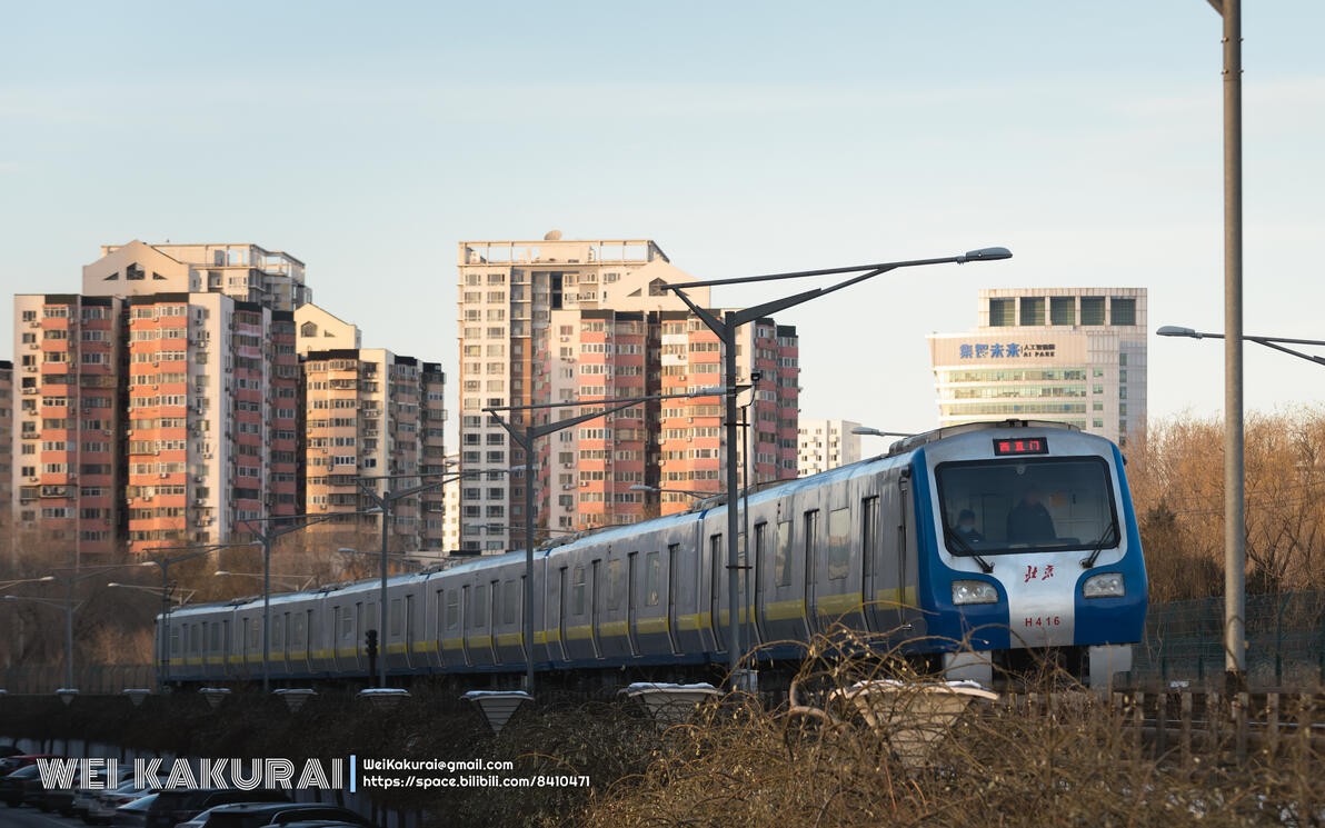 【北京地铁】13号线56组DKZ5/DKZ6型电动客车组(H401~H456)照片全集 - 哔哩哔哩