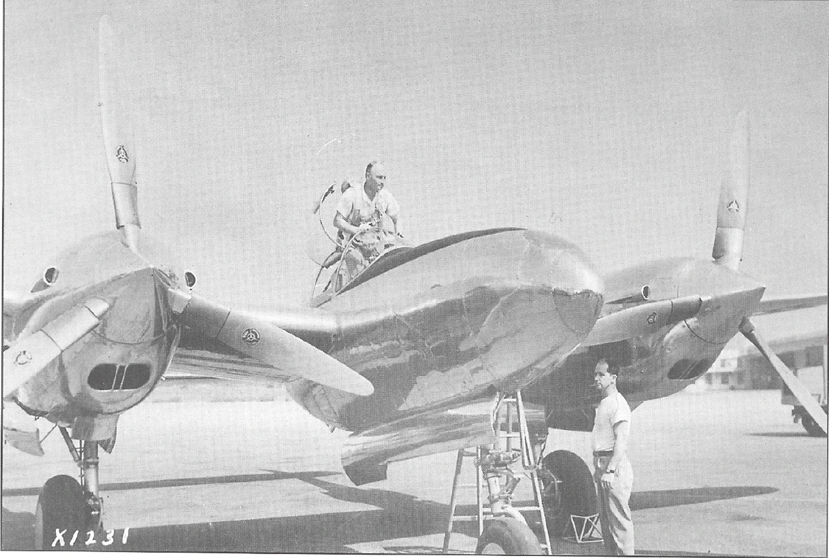 双尾恶魔——P-38闪电型号辨别 - 哔哩哔哩