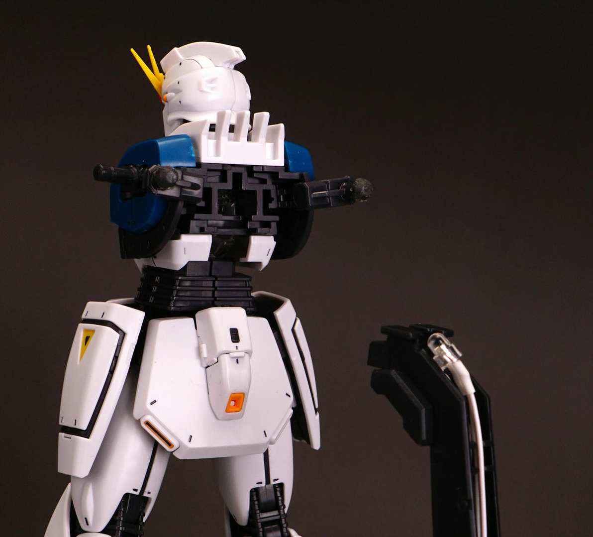 【评测】万代 MG F91 2.0Ver. 高达模型 - 哔哩哔哩