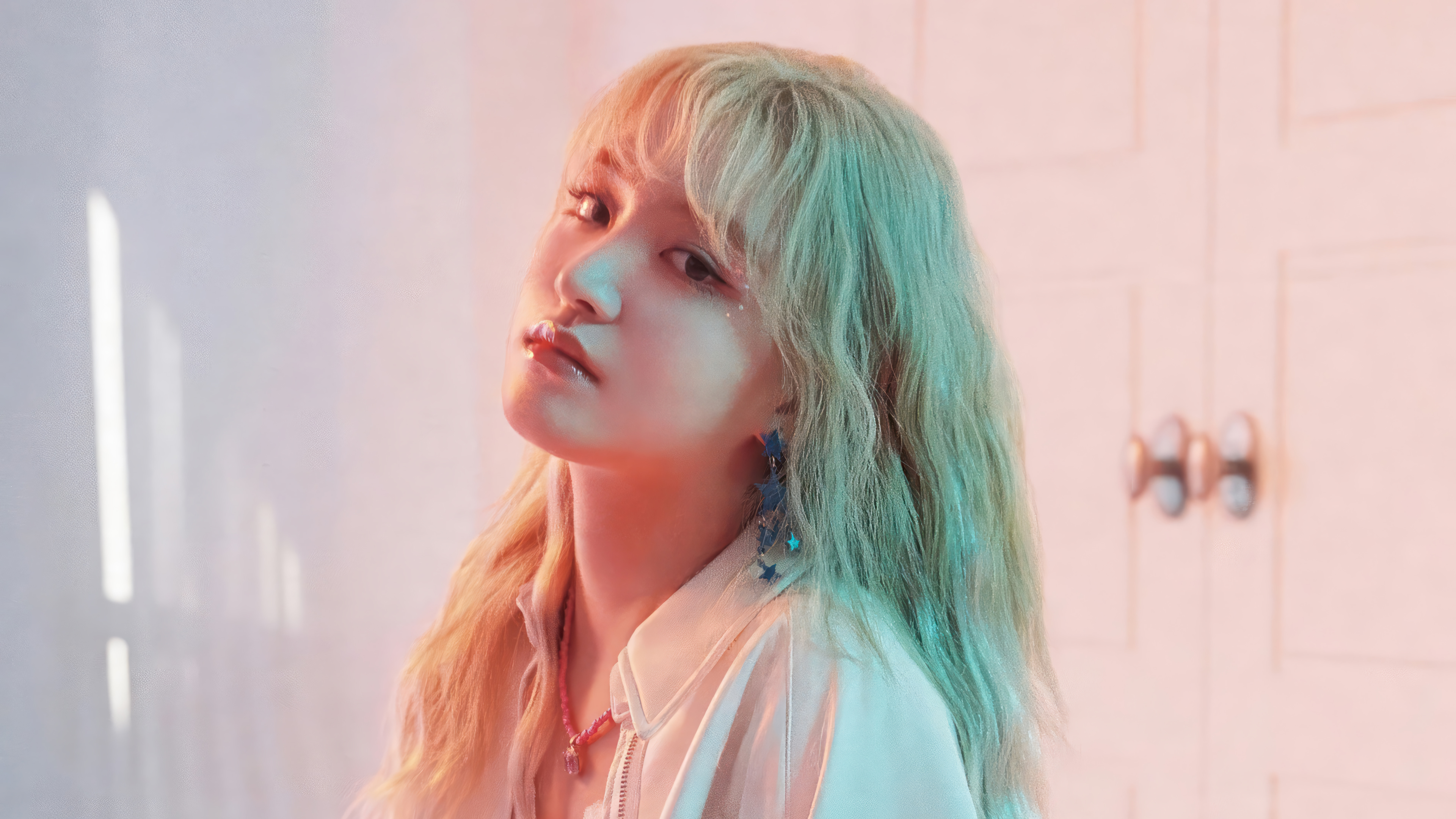 IVE (아이브) | Either Way | 4K | 电脑壁纸 | 手机壁纸 - 哔哩哔哩