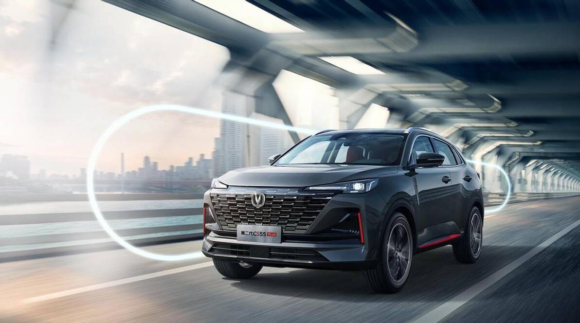 不偏科的优等生，第二代CS55PLUS驾到，售价10.69万元起 - 哔哩哔哩