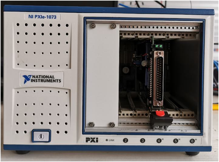 My FPGA PCIe客户案例73：客户自己开发的ARTIX7 PXIe板卡利用LabVIEW My FPGA开发 - 哔哩哔哩