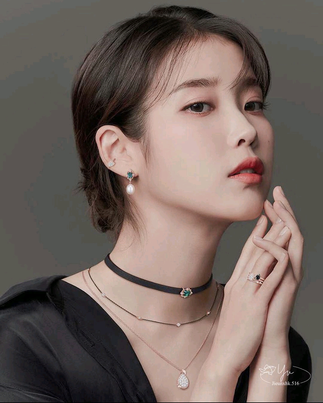 【iu】图片、头像、壁纸（39） - 哔哩哔哩