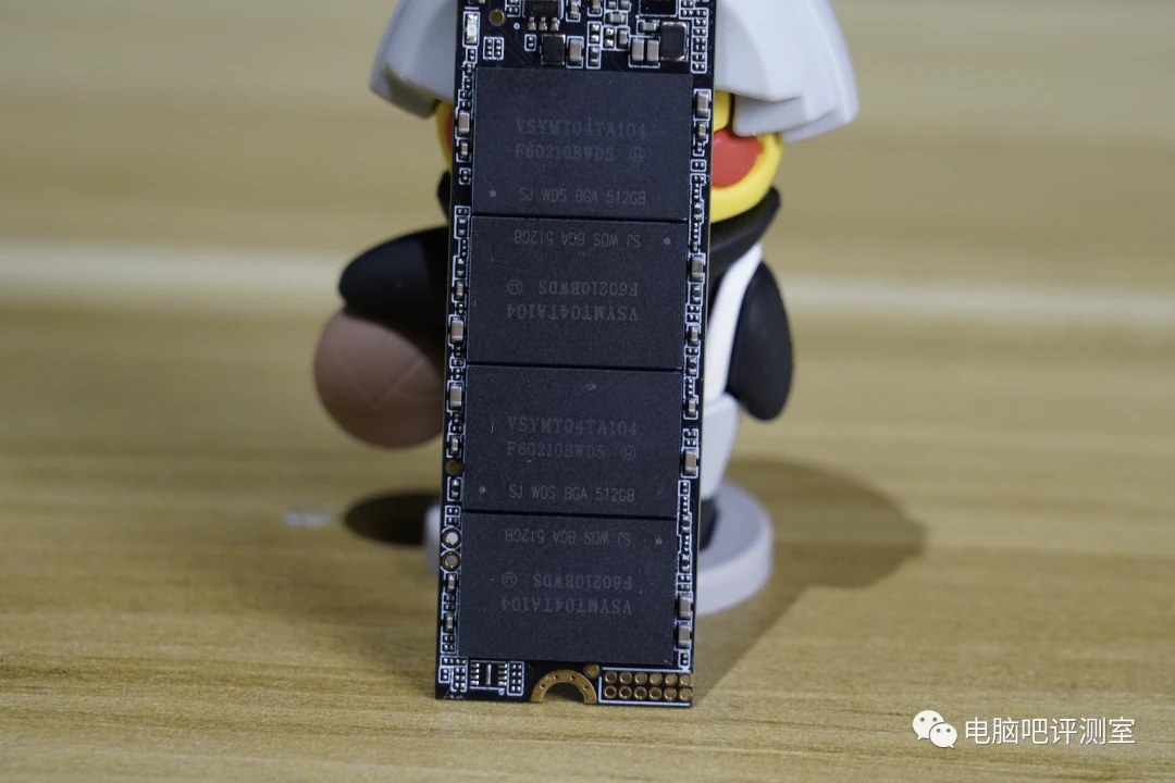 目前无缓方案卫冕之王~七彩虹CN700 Pro 2T - 哔哩哔哩