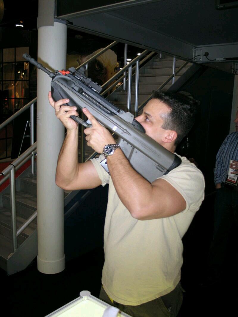 轻武器科普之F2000及其民用型 - 哔哩哔哩