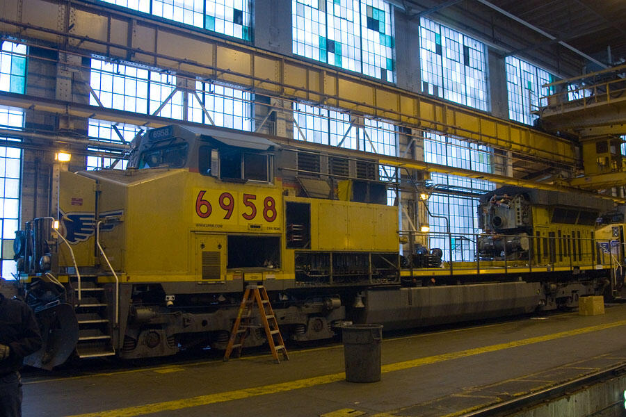 【科普】不得不降功率运用的“AC6000CW”——美国联合太平洋铁路C60(44)AC型内燃机车 - 哔哩哔哩