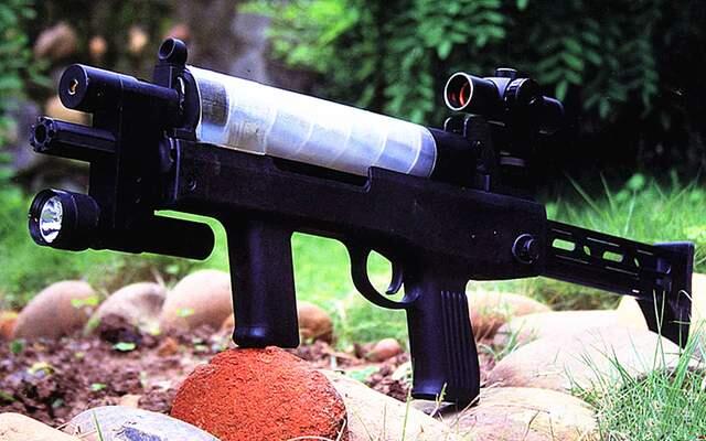 “长风牌滚筒”CS/LS06冲锋枪，弹筒供弹、外形独特的弹筒冲锋枪 - 哔哩哔哩