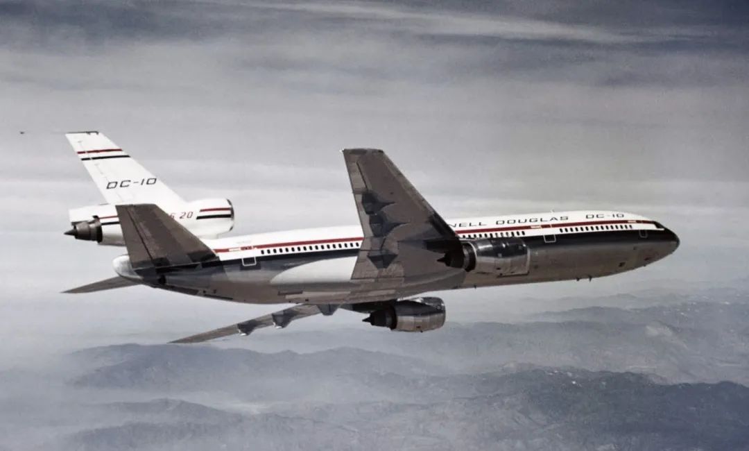 问心有愧—McDonnell Douglas DC-10 - 哔哩哔哩