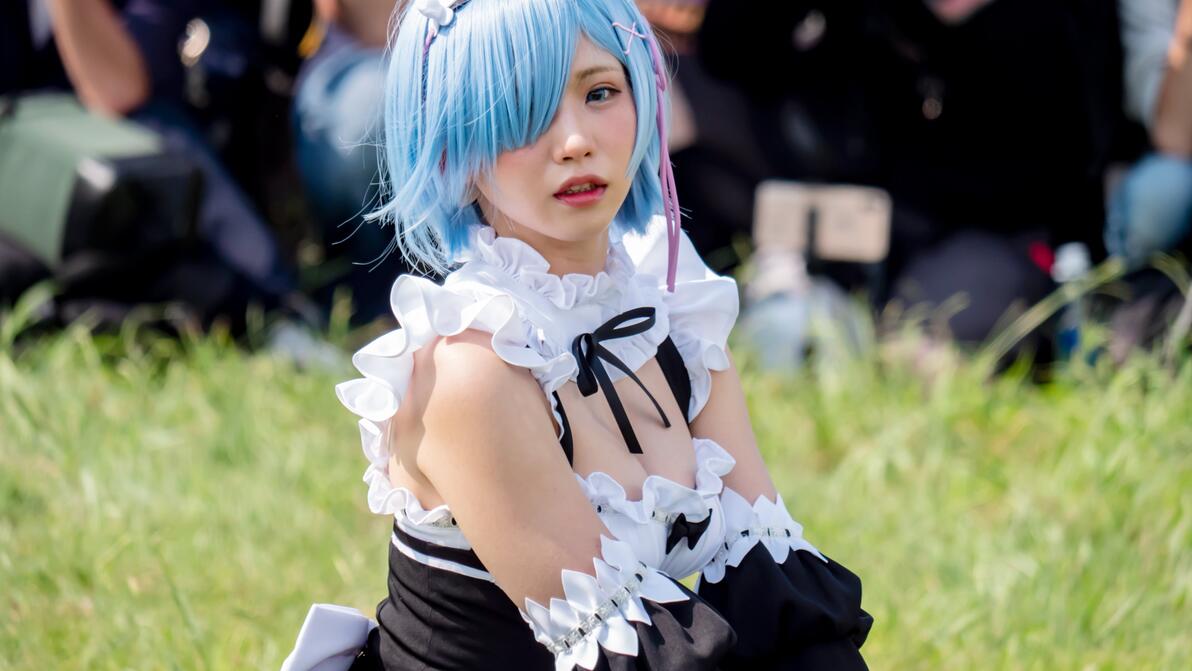 COSPLAY | 日本C96 美少女coser enako蕾姆COS图集，这也太nice了吧！ - 哔哩哔哩