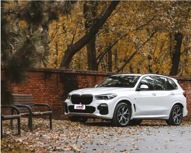 3.0T+8AT+四驱，5秒多破百，男人就买它 - 哔哩哔哩