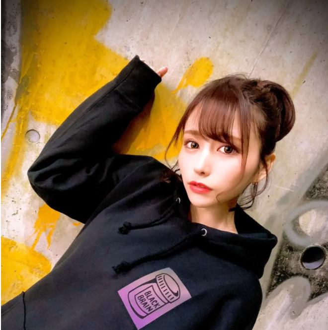 明星档案 第49期 伊藤舞雪(Mayuki Ito)个人资料简介及作品写真图片 - 哔哩哔哩