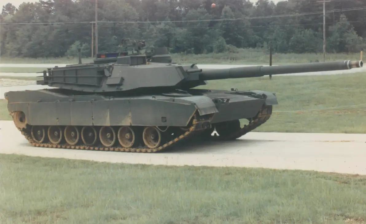 美国M1 Abrams全族谱/发展史/型号大全 - 哔哩哔哩