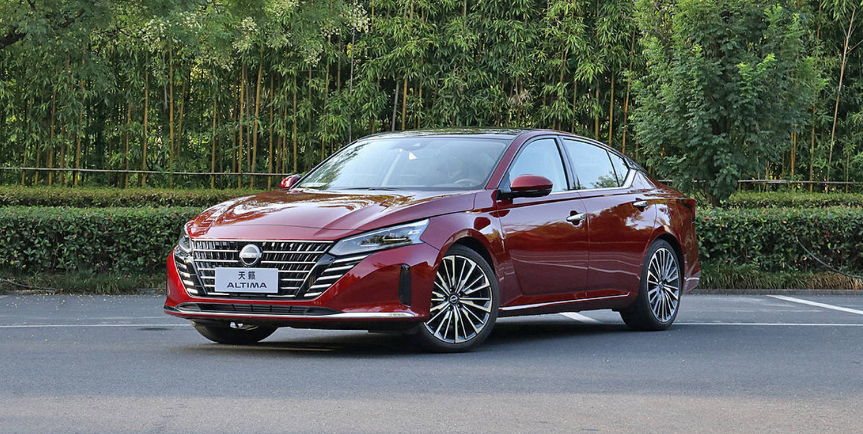 颜值看齐大众CC，动力强于EA888，新天籁定价不算飘 - 哔哩哔哩