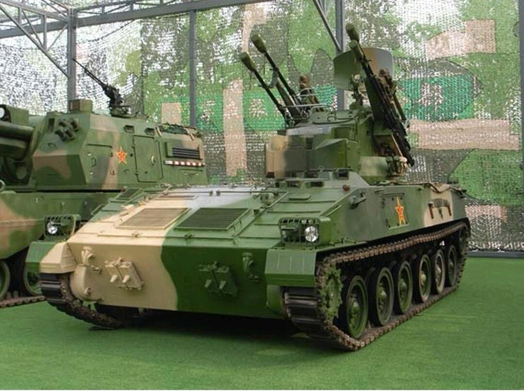 弹炮合一，天下无敌——中国PGZ95自行高炮 - 哔哩哔哩