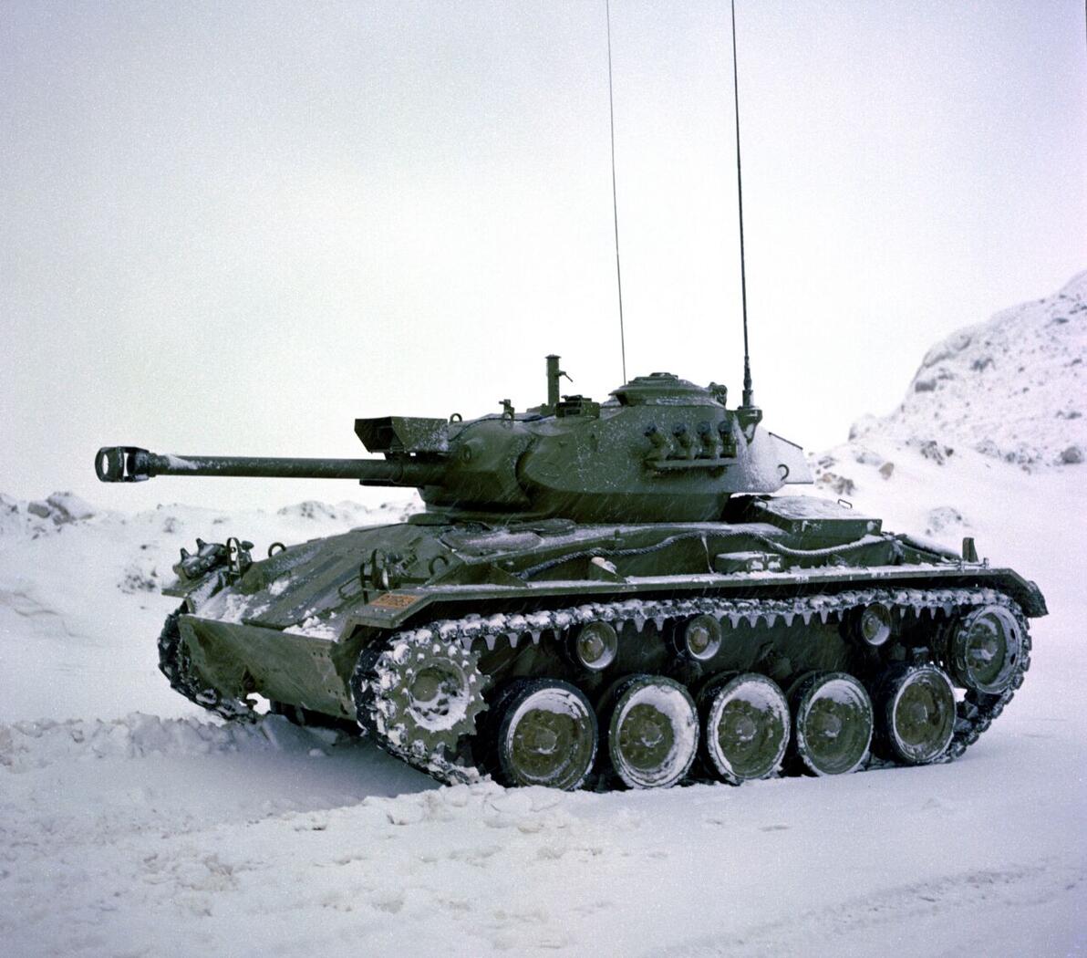 那个-3啊，我去撅T62的时候你有在偷看罢——以色列谢尔曼坦克的魔改之路（坦克篇） - 哔哩哔哩