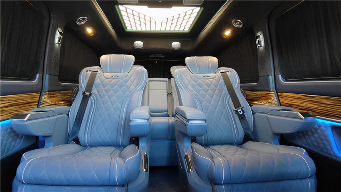 2021款奔驰V260L商务车 私人定制银河系列实拍 - 哔哩哔哩